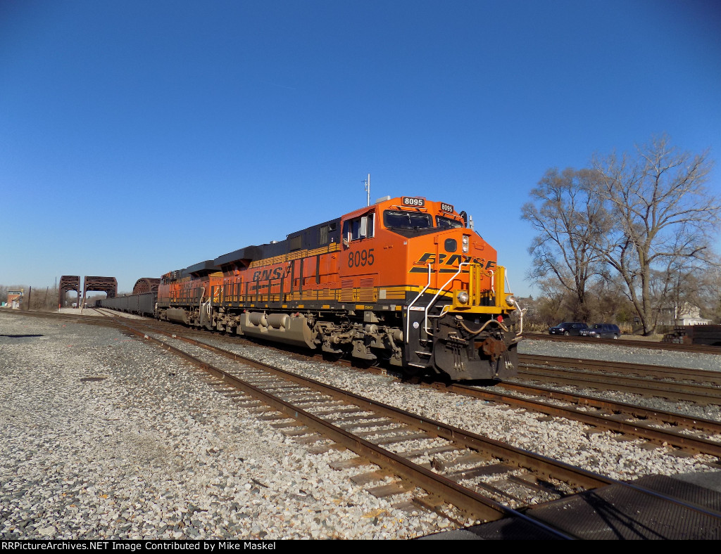 BNSF 8095